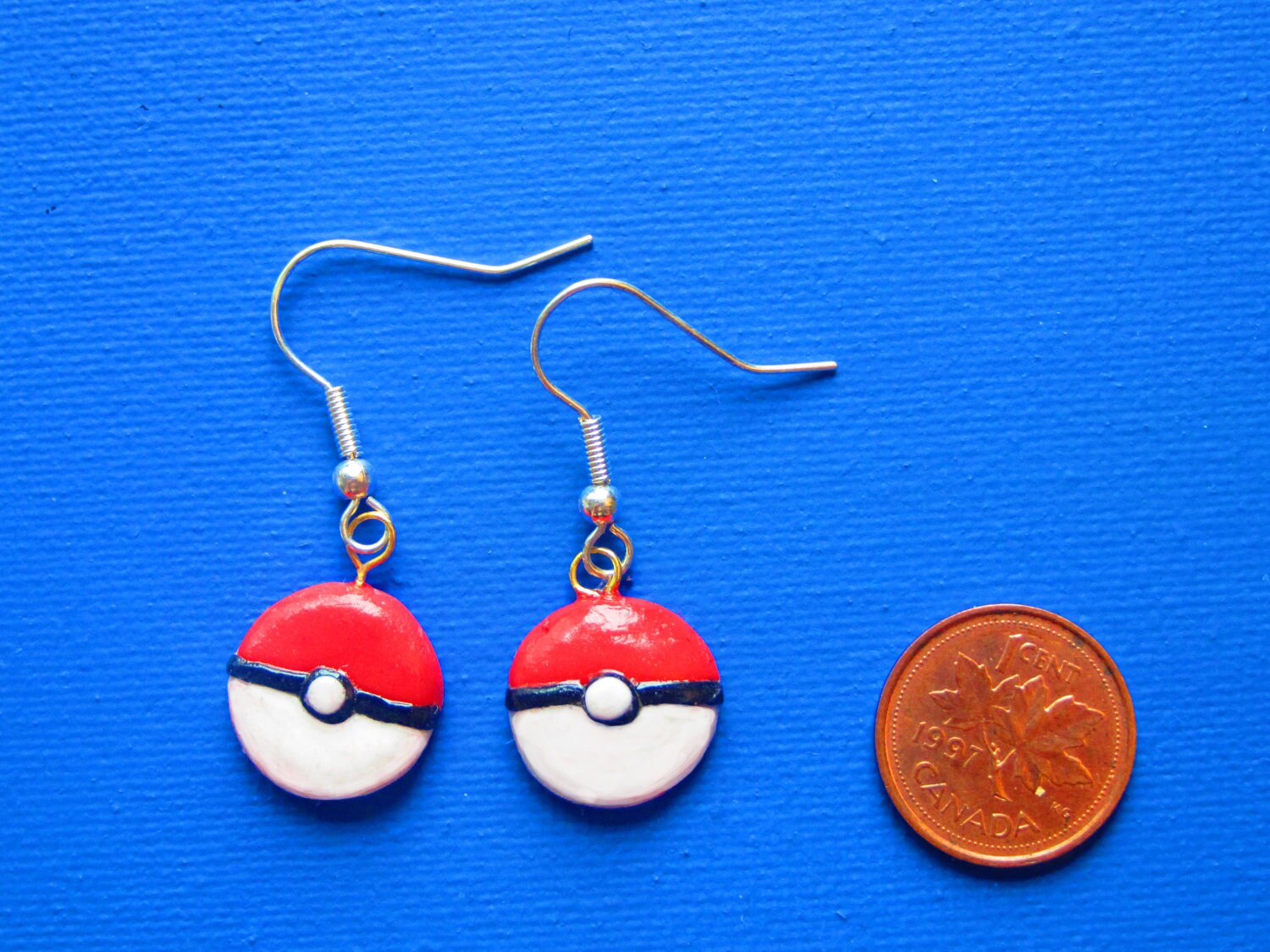 Pokemon White Pokeballs